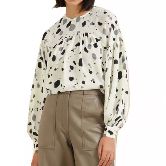 Ted Baker | Tops | Ted Baker Pleated Long Sleeve Blouse In White And ...